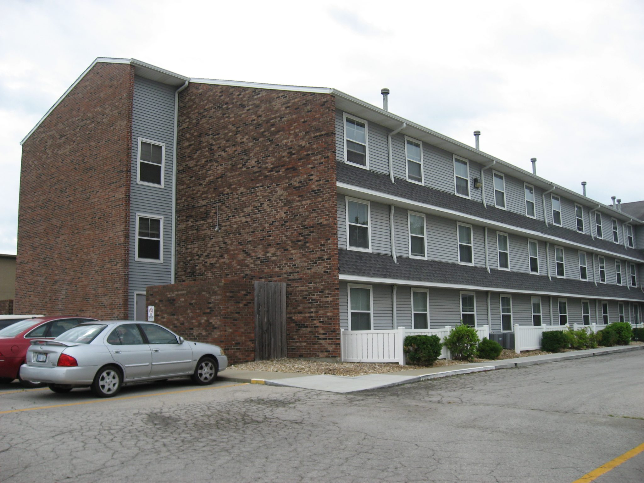 Clinton Place Apartments Expansion – Hernly Architects